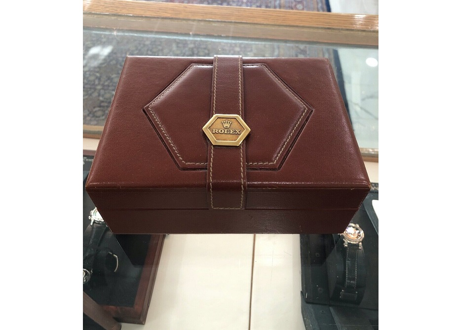 Accessories- – Exclusive Timepieces